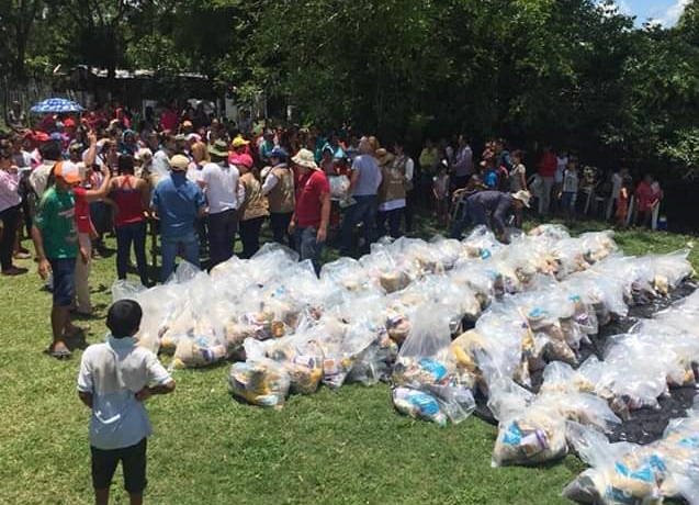 Ribereños reciben víveres - Concepción al Día